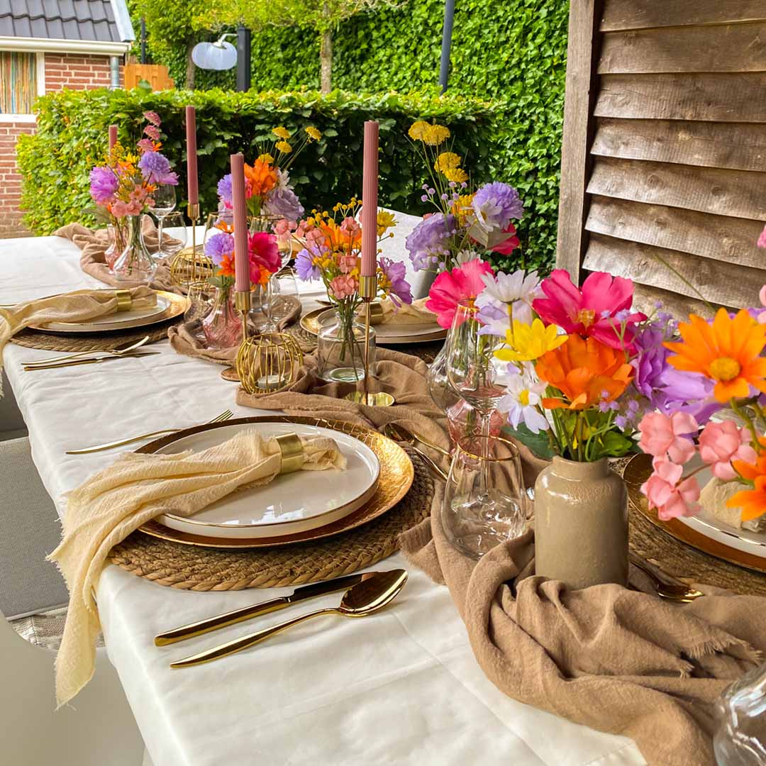 Summer Flower Diner - Every Little Detail